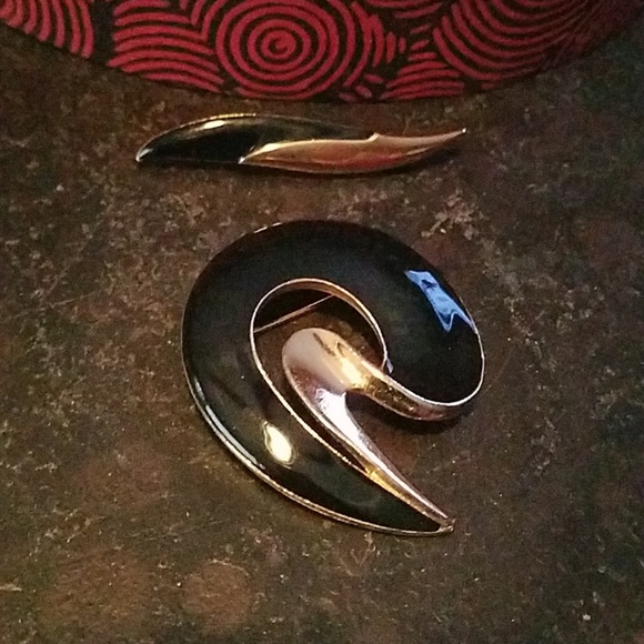 Jewelry | Vintage Broaches | Poshmark